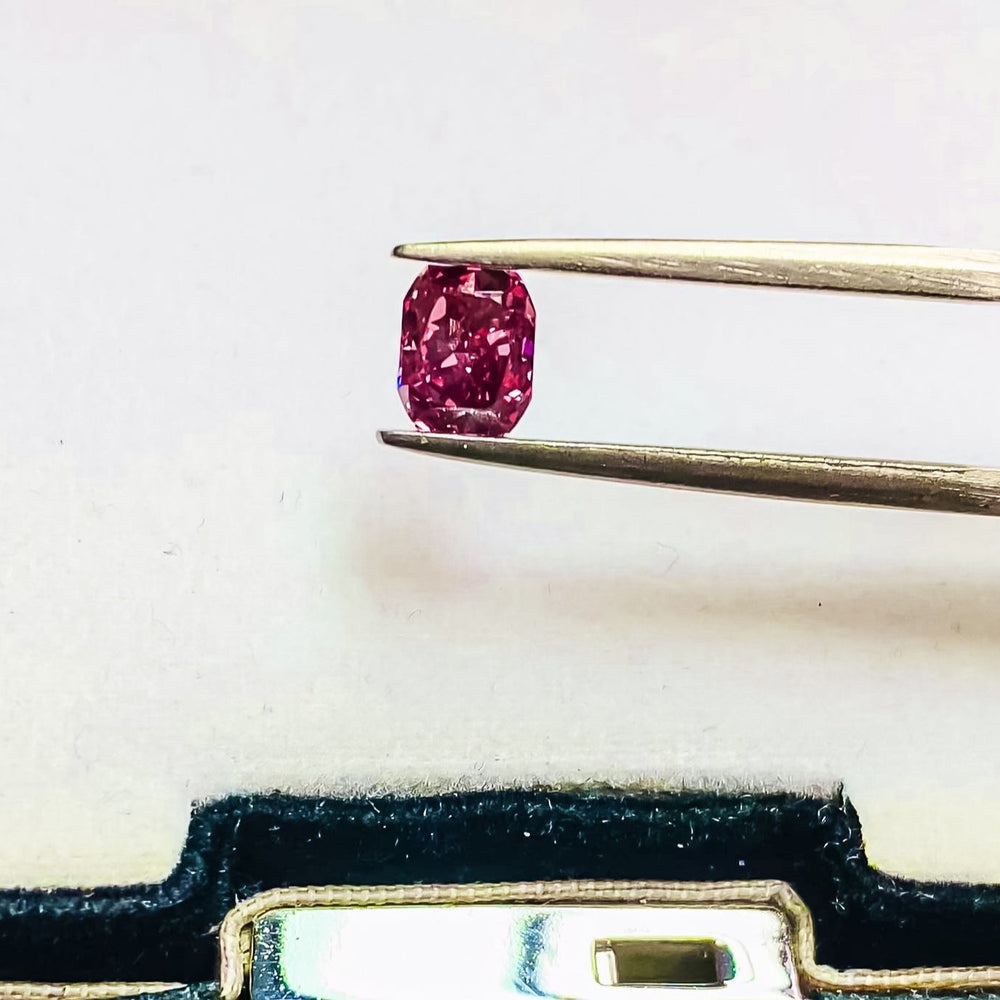 Gia Certified Fancy Red Diamond